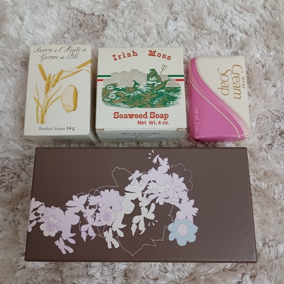 Penhaligon's | Accents | Vintage Soap Set Of Penhaligons Avon Truc ...
